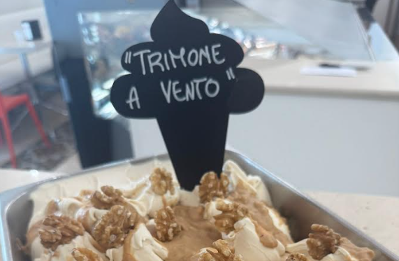 Gravina, da La Stazione tutti pazzi per il gelato al trimone a vento